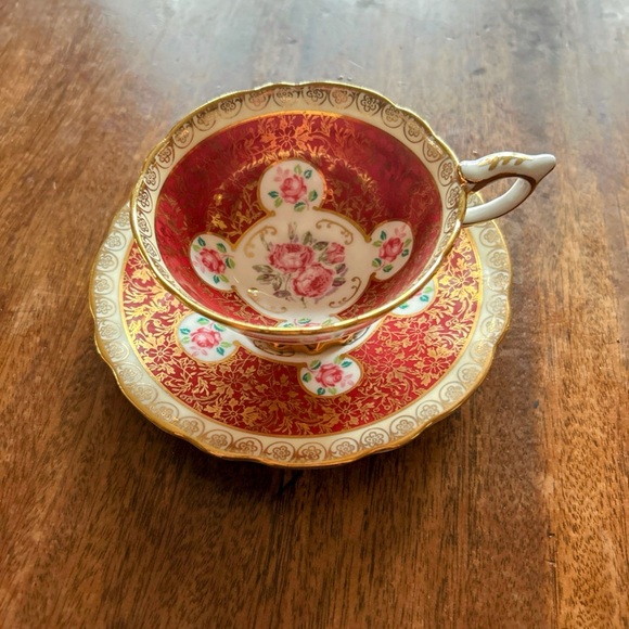 Royal Stafford | Dining | Elegant Royal Stafford Red Floral Teacup And ...